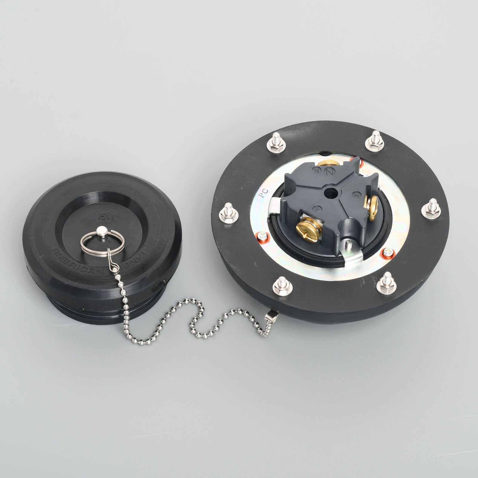 3625RW 3-Pole 3-Wire 60A 250V Waterproof Flanged Inlet | AMERICAN DENKI