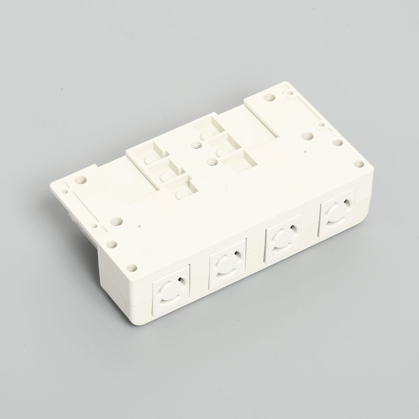 AU1010 2-Pole 3-Wire Grounding 15A 125V Access Tap, 4 Twist Locking ...