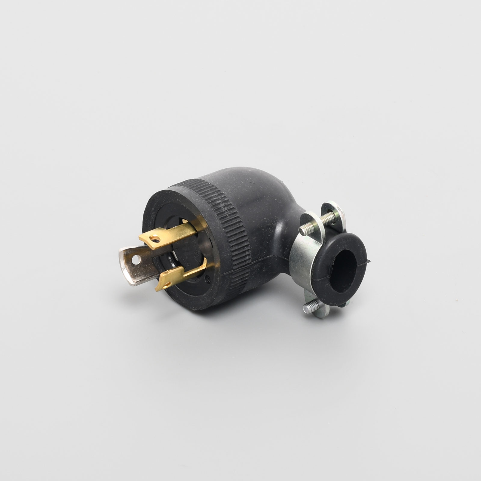 R52-L 2-Pole 3-Wire Grounding 15A 125V Plug (Rubber Housing) | AMERICAN ...